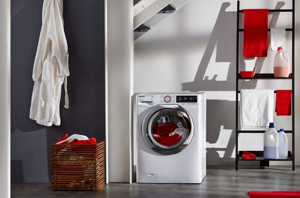 HOOVER GOES WiFi - The Kitchen Think