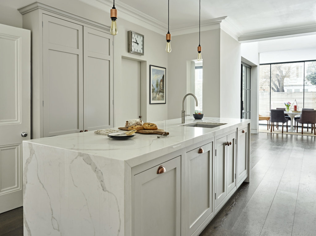 FRENCH GREY: Pale, spacious, and supremely elegant painted kitchen by ...