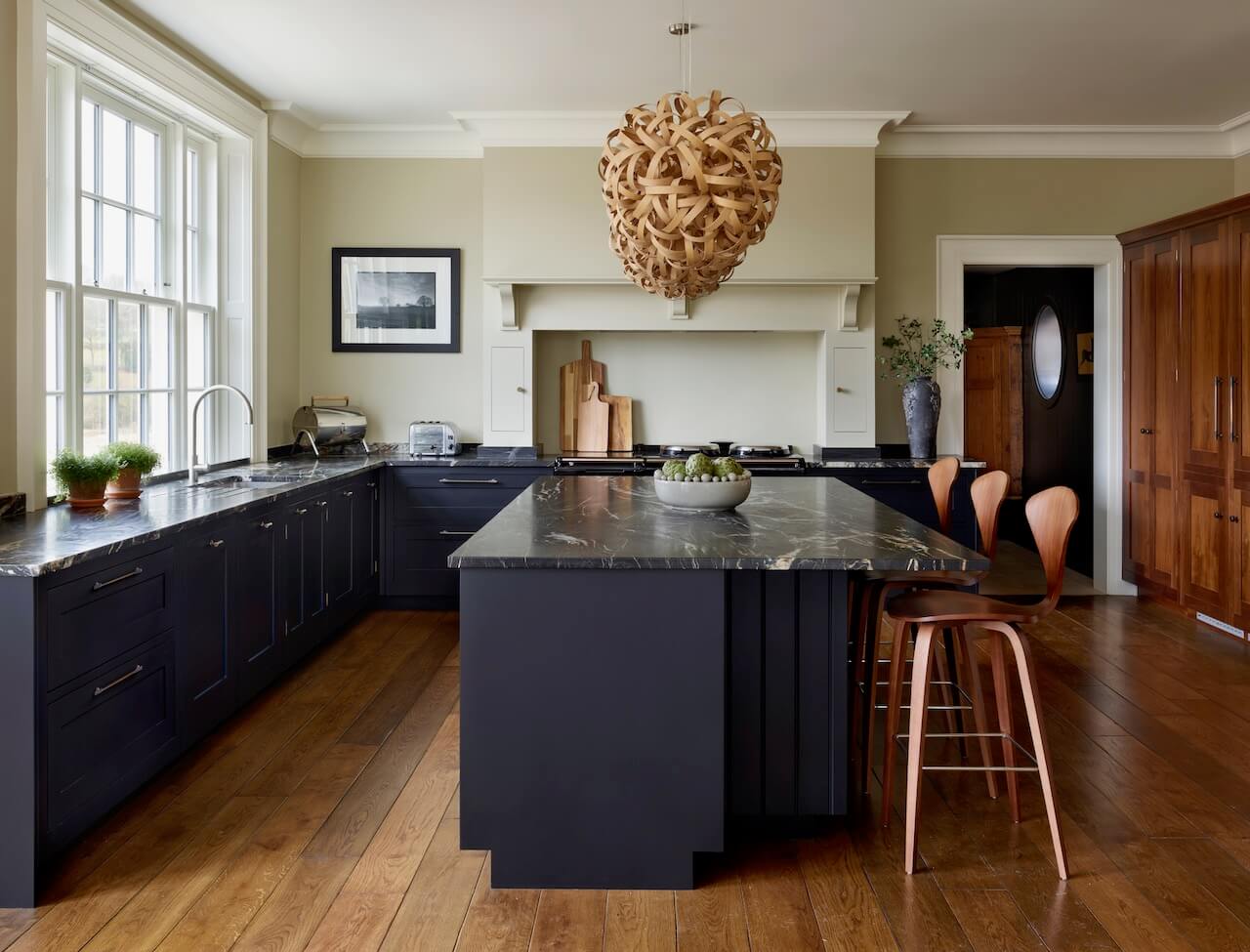 Shaker Style in Bold Black: New kitchen with classic looks by Harvey ...