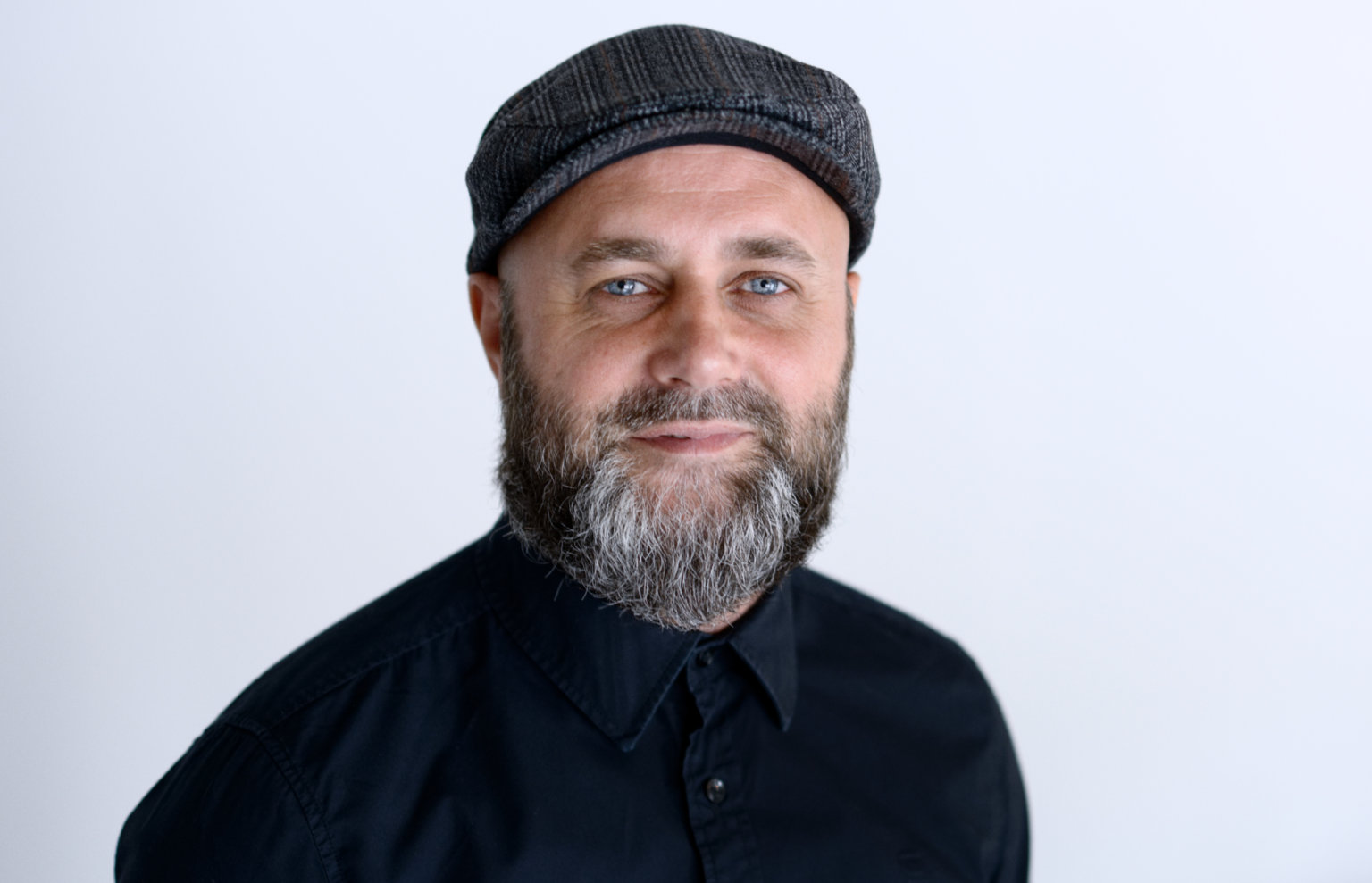 Dark Blue Hand Painted Kitchen by En Masse Bespoke Interiors - The ...