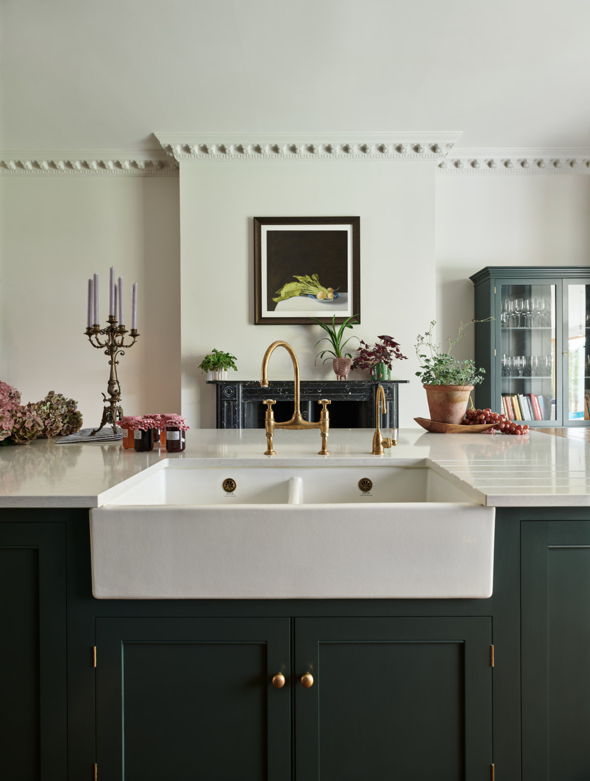 A Classic English Kitchen by deVOL - The Kitchen Think