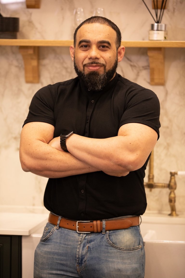 Multifunctional Open-Plan Kitchen by Sheraton Interiors - The Kitchen Think