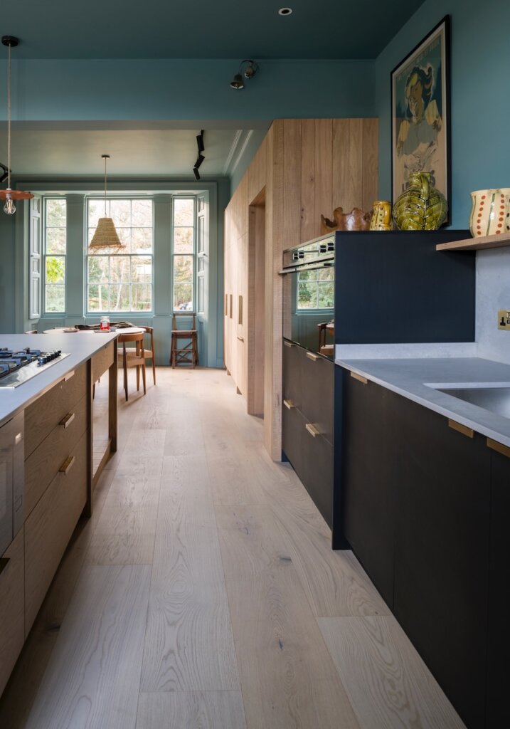 A new kitchen by Inglis Hall for a Georgian Manor House - The Kitchen Think