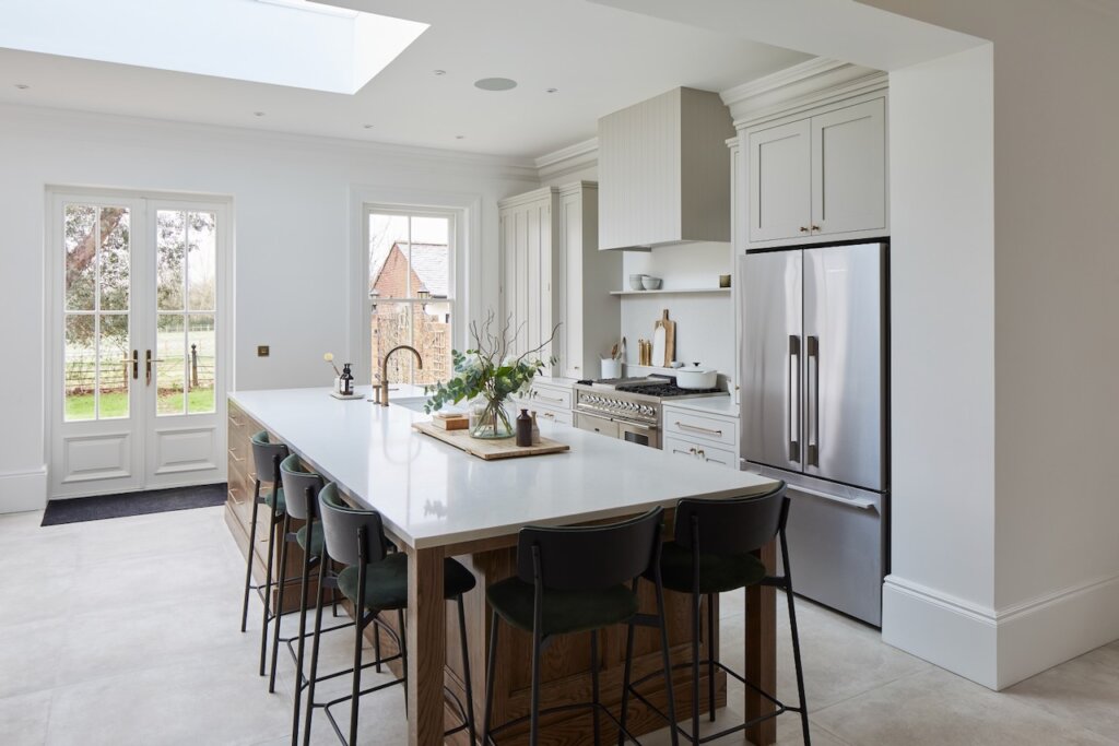 Elegant in-frame bespoke kitchen by Sheraton Interiors - The Kitchen Think