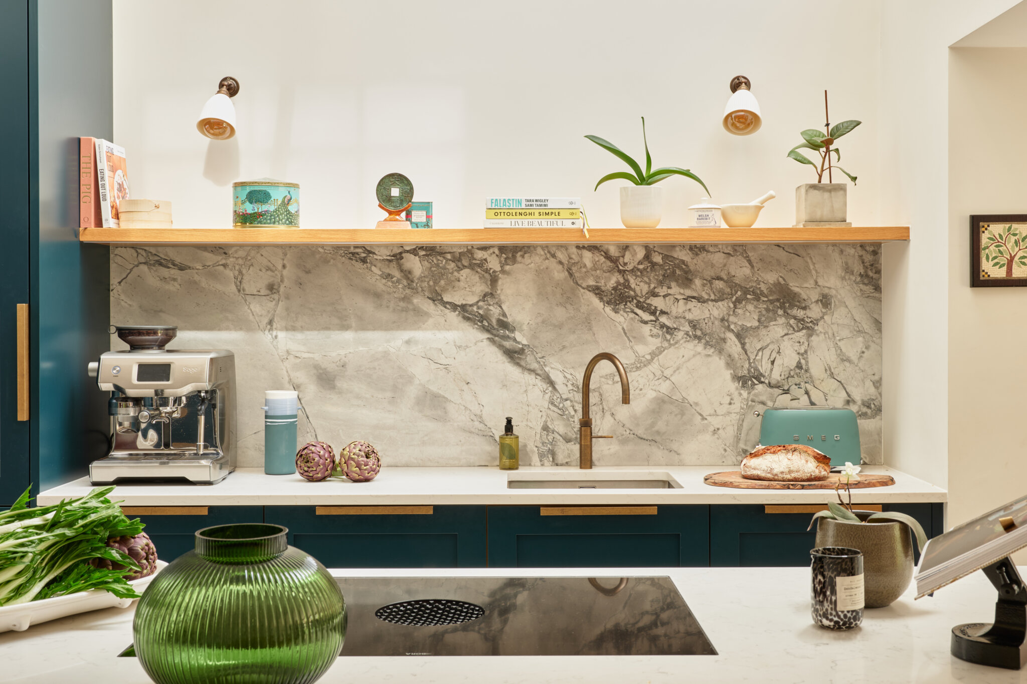 Bespoke teal Shaker kitchen by John Lewis of Hungerford - The Kitchen Think