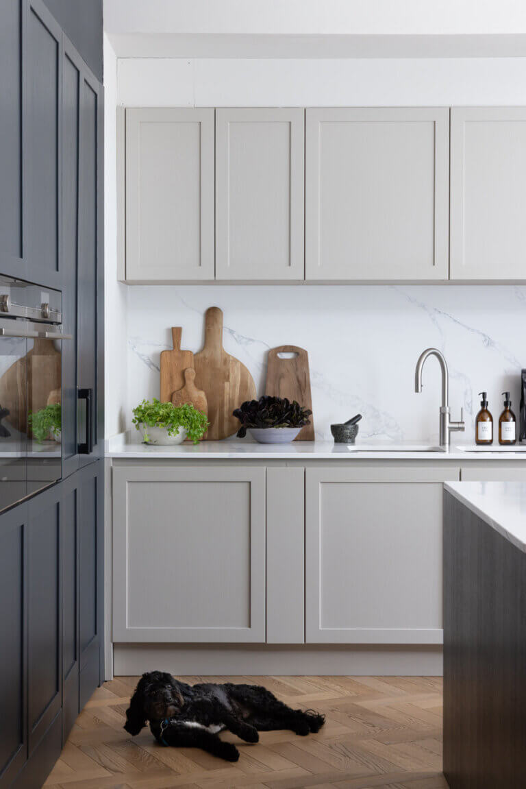 Bespoke Shaker-style kitchen by PAD - The Kitchen Think